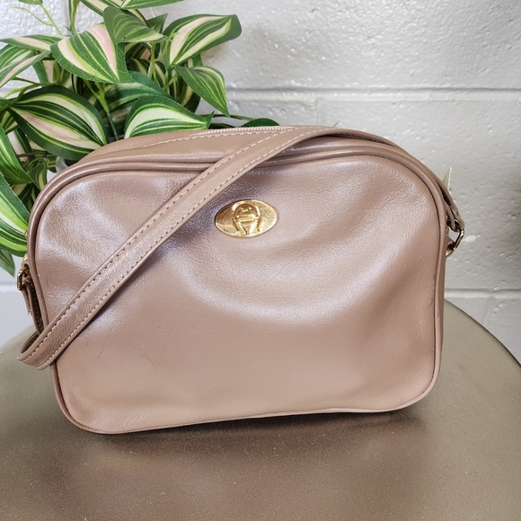 Etienne Aigner | Bags | Vintage Original Etienne Aigner Taupe Leather ...